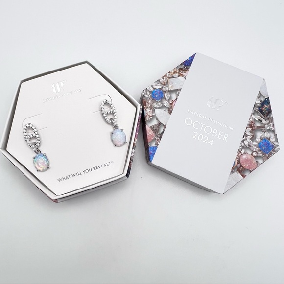 Bomb Party | Jewelry | Bomb Party October 224 Earrings Shes Giving High ...